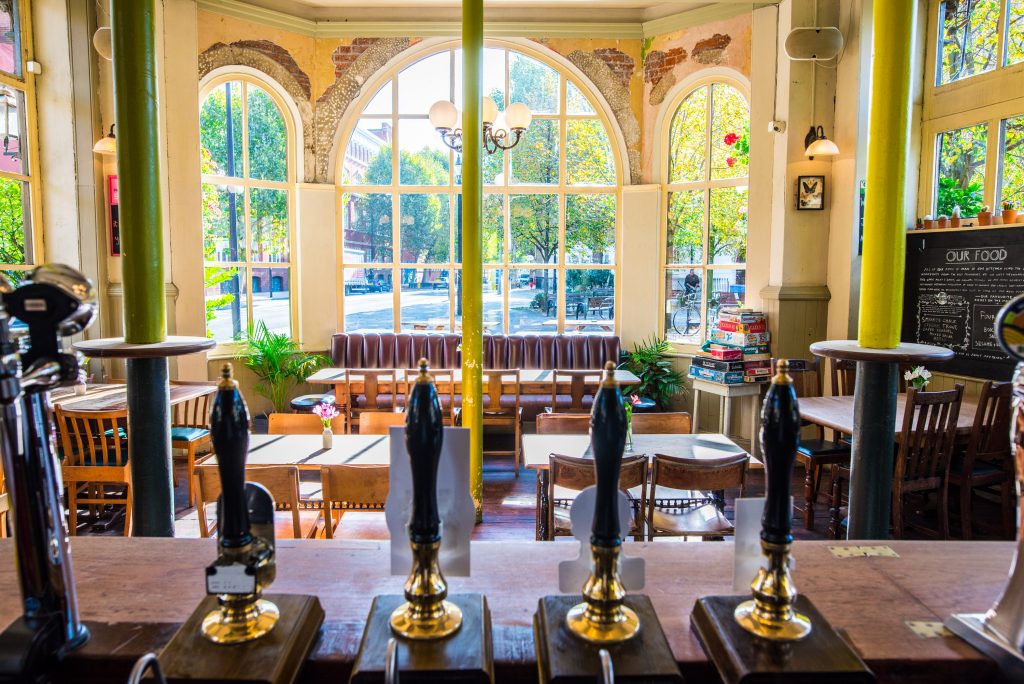 Gallery - The Roebuck